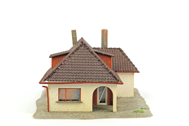 View of built structures | ID: 85687960