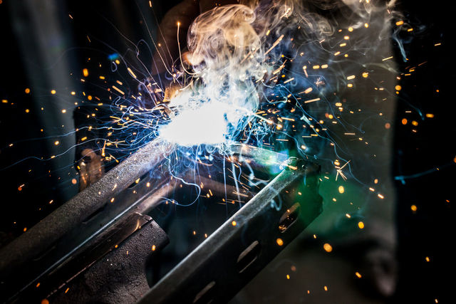 Close-up of sparks in factory | ID: 116910887