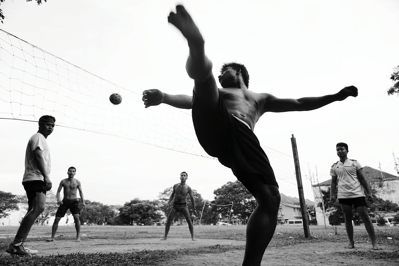 Dramatic Angles: Your Best Shots From the First School of Photography ...