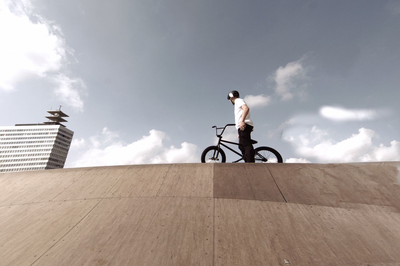 Dramatic Angles: Your Best Shots From the First School of Photography ...