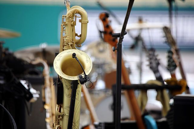 Close-up of chain hanging on metal pole | ID: 142382442