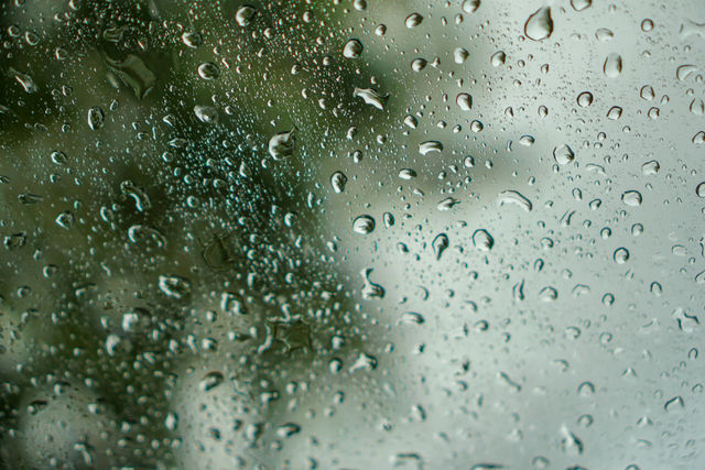 Full frame shot of wet glass window | ID: 142182804