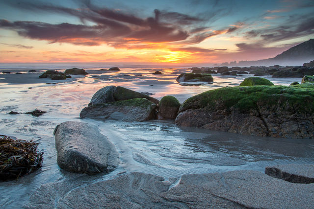 Rocky beach at sunset | ID: 92226612