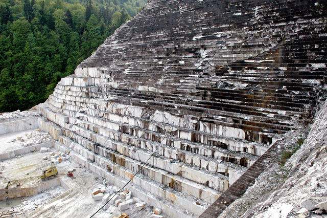 High angle view of white marble quarry | ID: 117294151