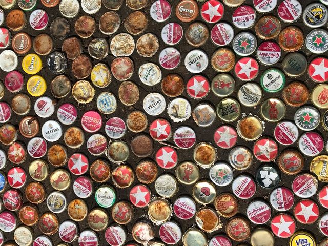 Directly above shot of various bottle caps | ID: 135369146
