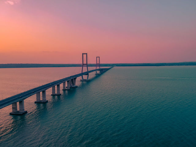 Suramadu bridge is the longest bridge in | ID: 174709670