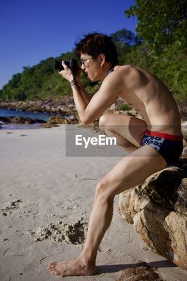 man side view shirtless