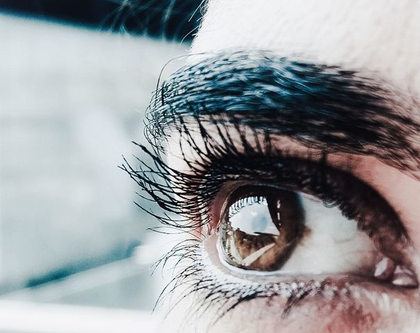 Close-up of human eye looking away | ID: 126598244