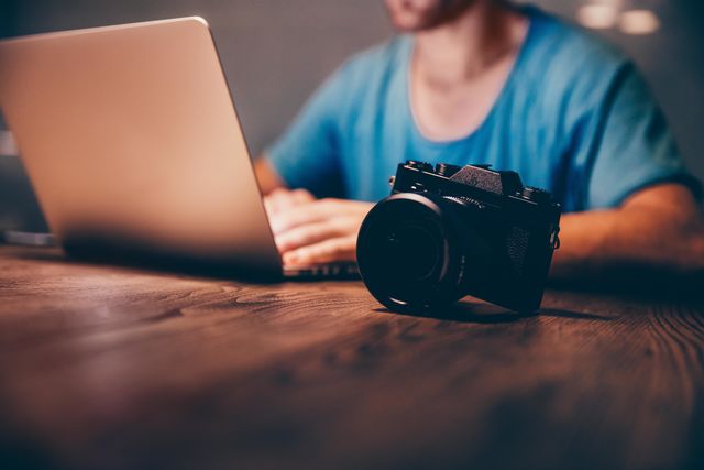 Why Photographers Need Graphic Designers, and Vice Versa | EyeEm